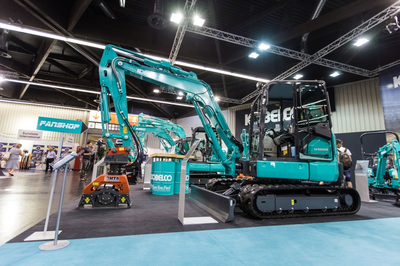 SK55SRX-6 - Kobelco Construction Machinery Europe B.V.